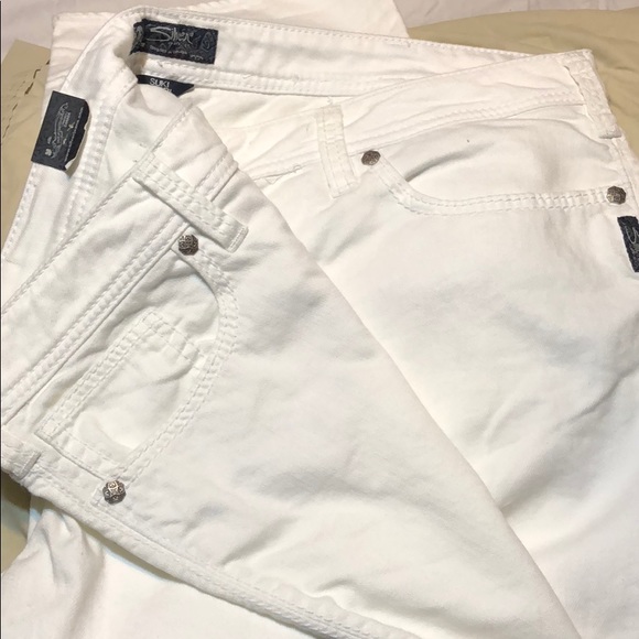 Silver Jeans | Pants & Jumpsuits | Silver Jeans White Capris | Poshmark
